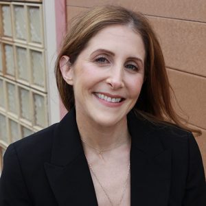 Meet Our Teams - Dr. Hallowell